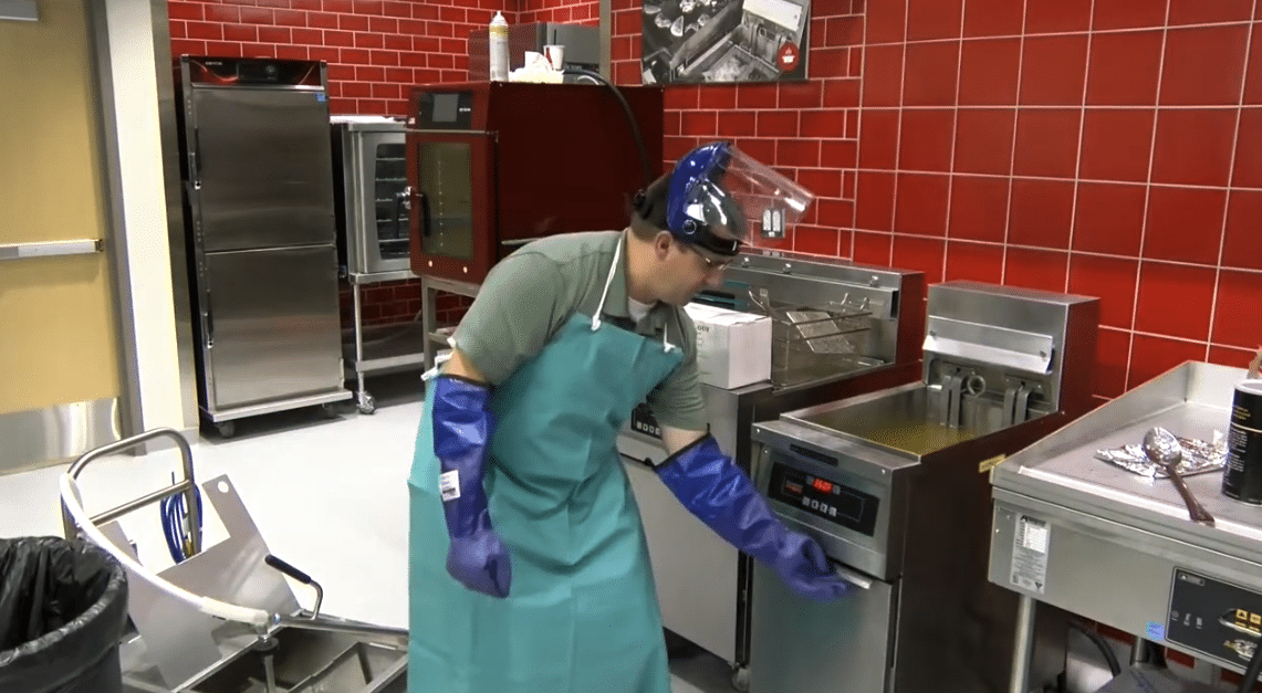 How to Filter the Armadillo® Machine - Oil Solutions Group